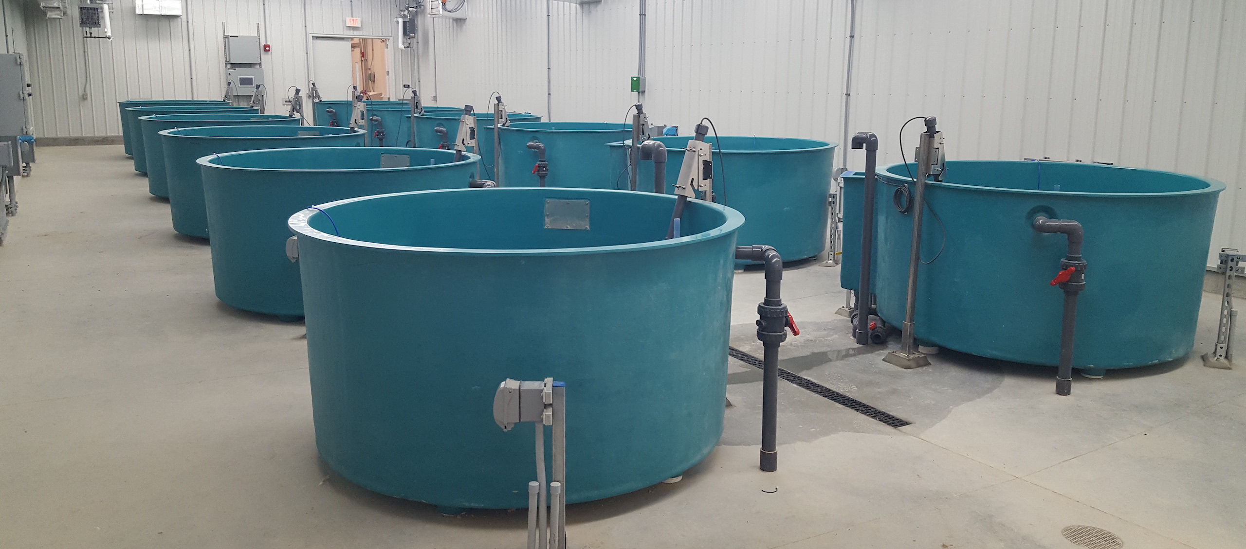 Cylindrical Fiberglass Tanks - Hydro Composites, LLC