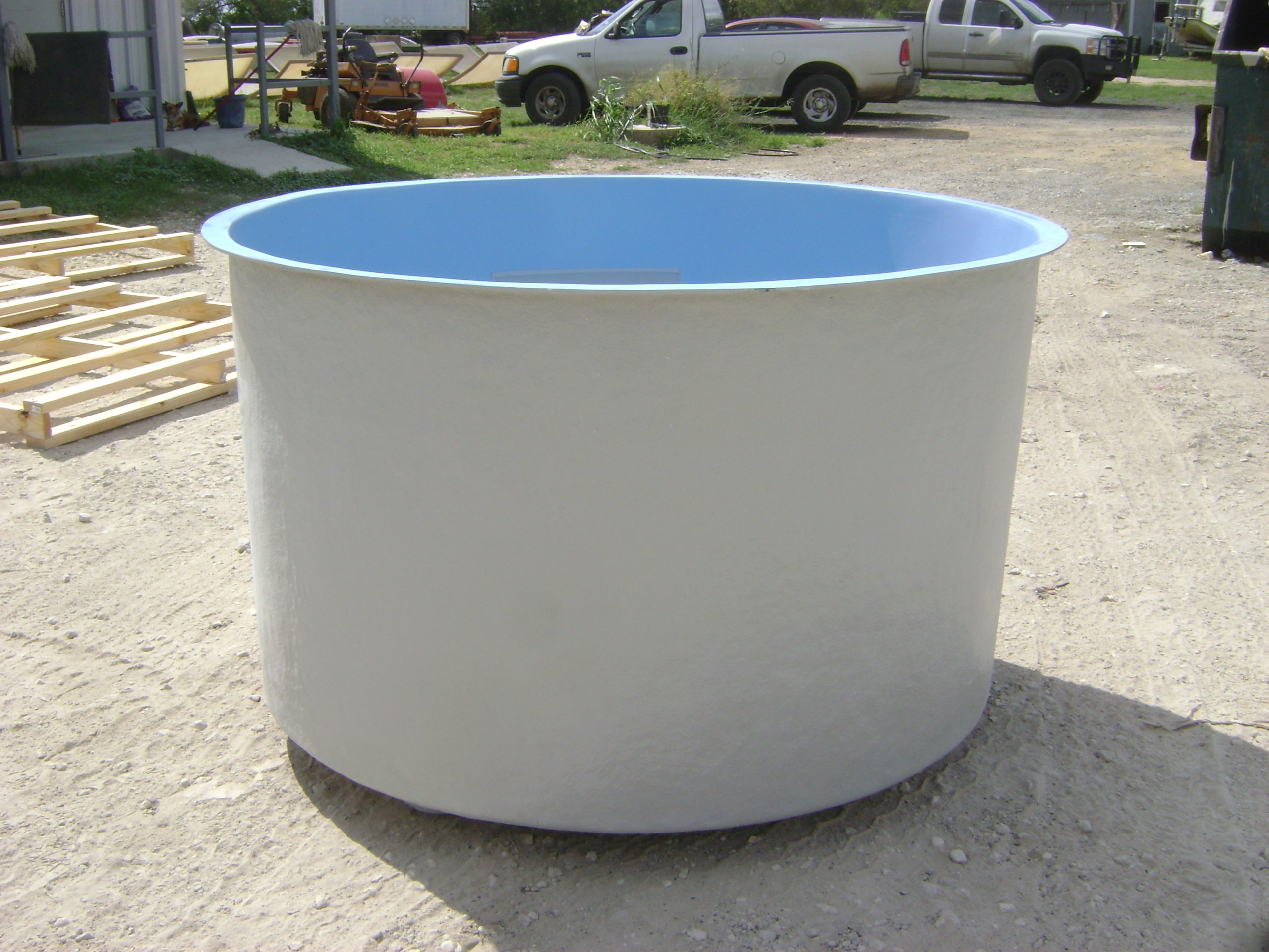 440 gal. Round Fiberglass Tank with Flat Bottom - Hydro Composites, LLC