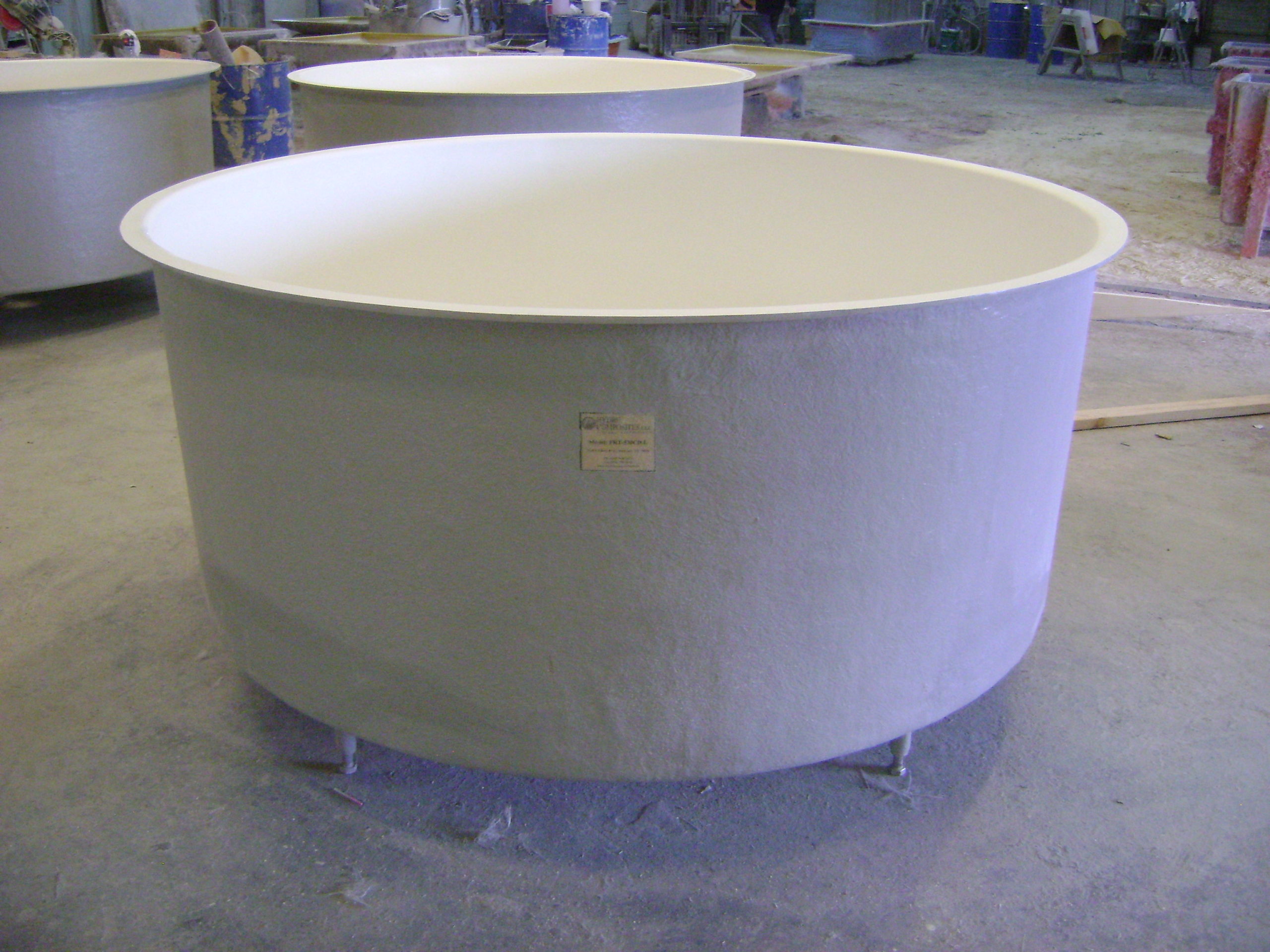 530 gal. Round Fiberglass Tank with Flat Bottom - Hydro Composites, LLC