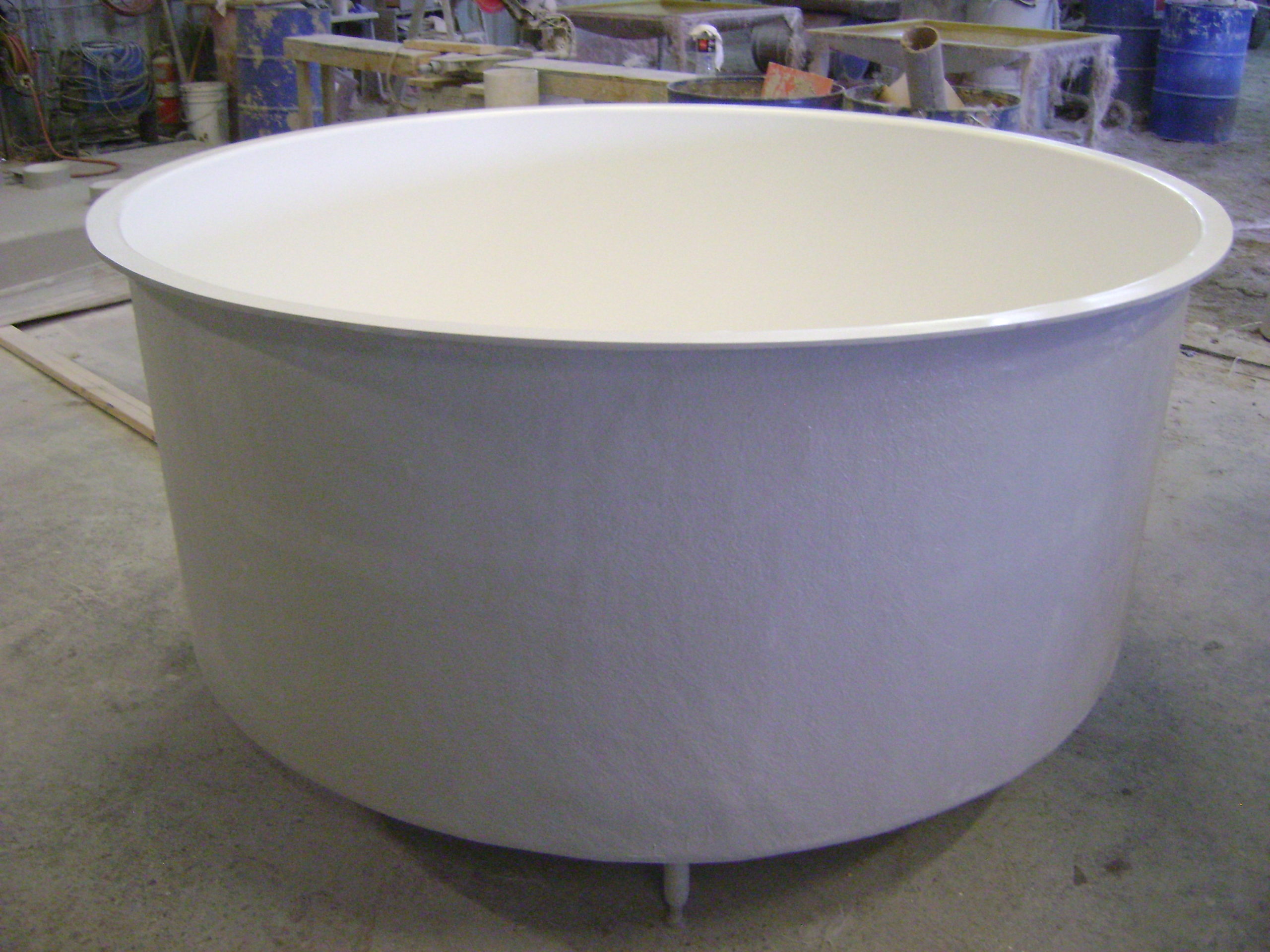 530 gal. Round Fiberglass Tank with Flat Bottom - Hydro Composites, LLC