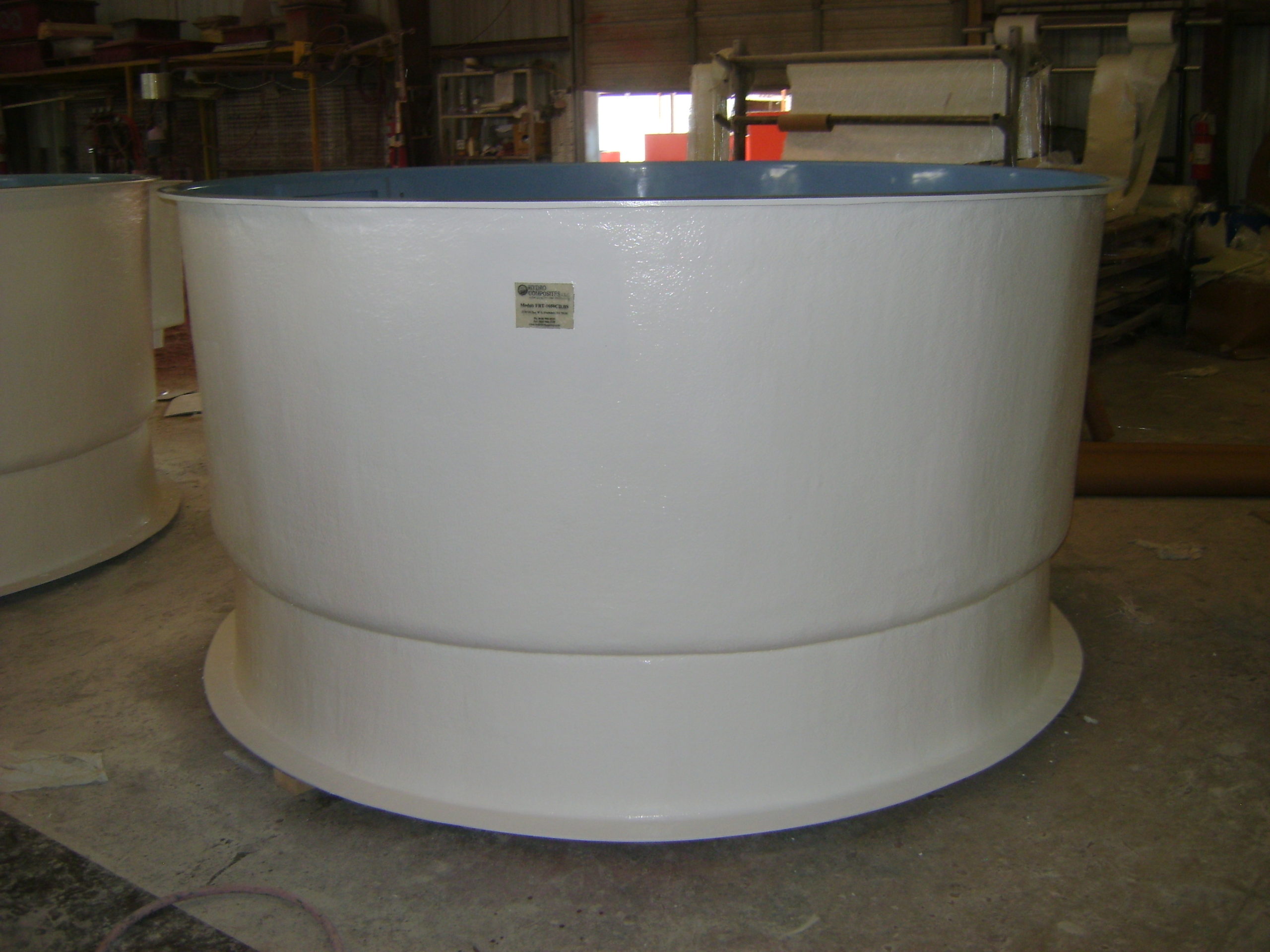 1,050 gal. Round Fiberglass Tank with Flat Bottom - Hydro Composites, LLC