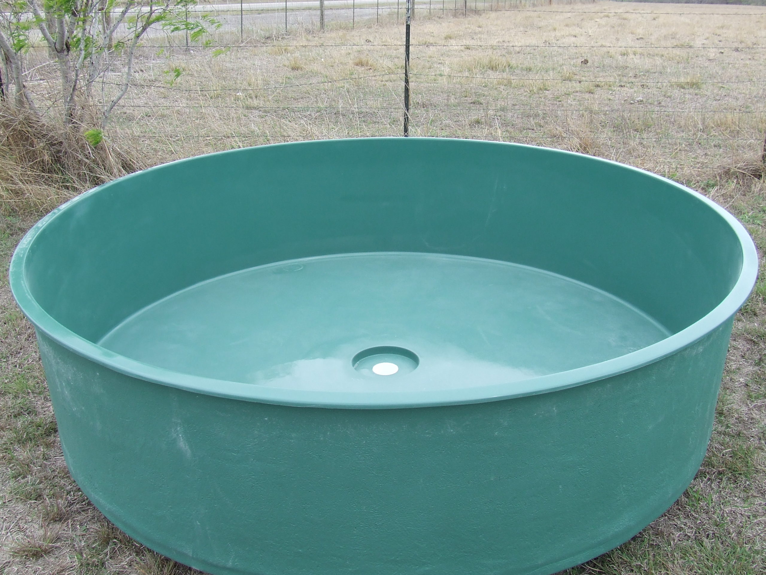735 gal. Round Fiberglass Tank with Flat Bottom - Hydro Composites, LLC