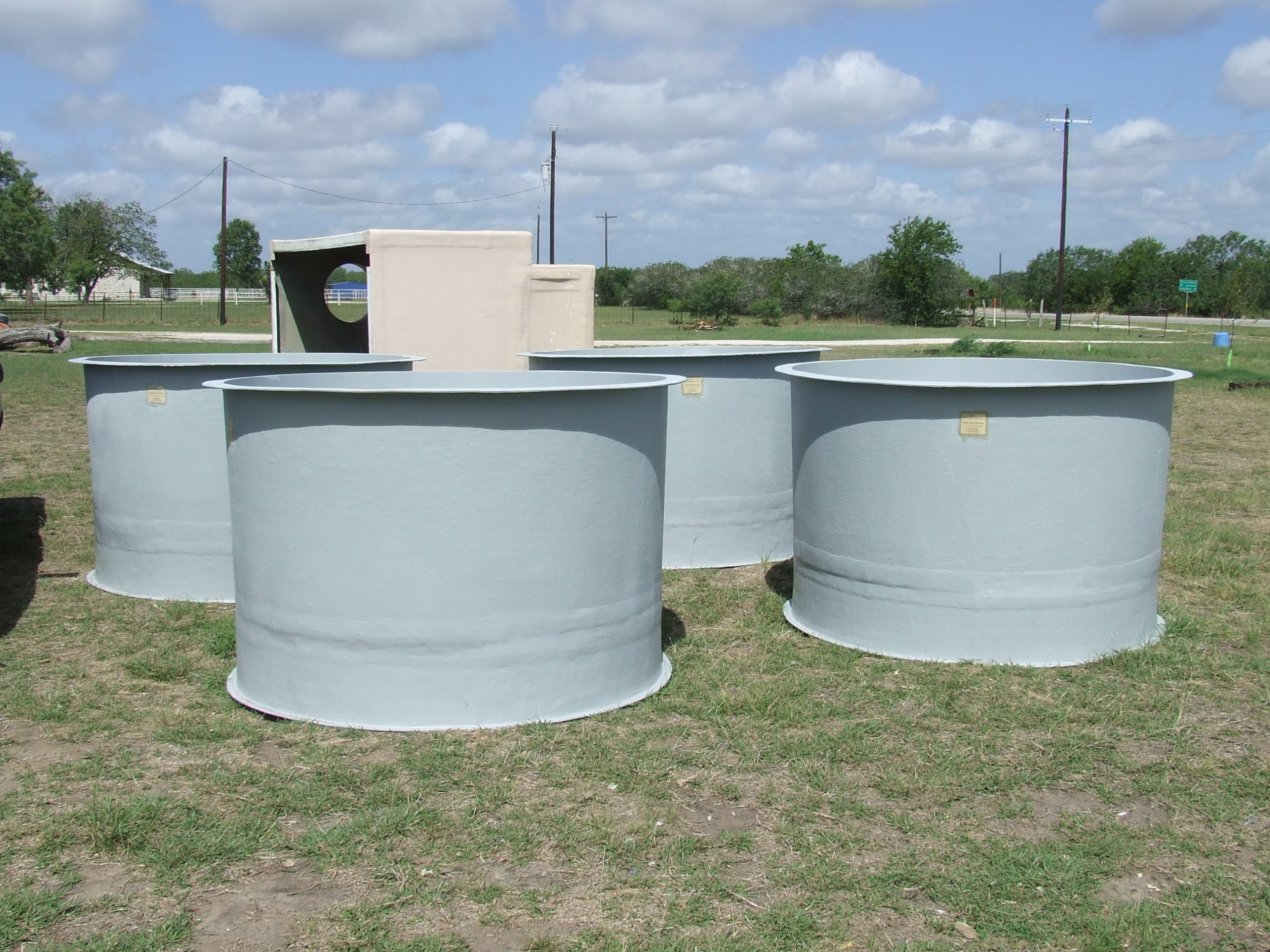 635 gal. Round Fiberglass Tank with Flat Bottom - Hydro Composites, LLC