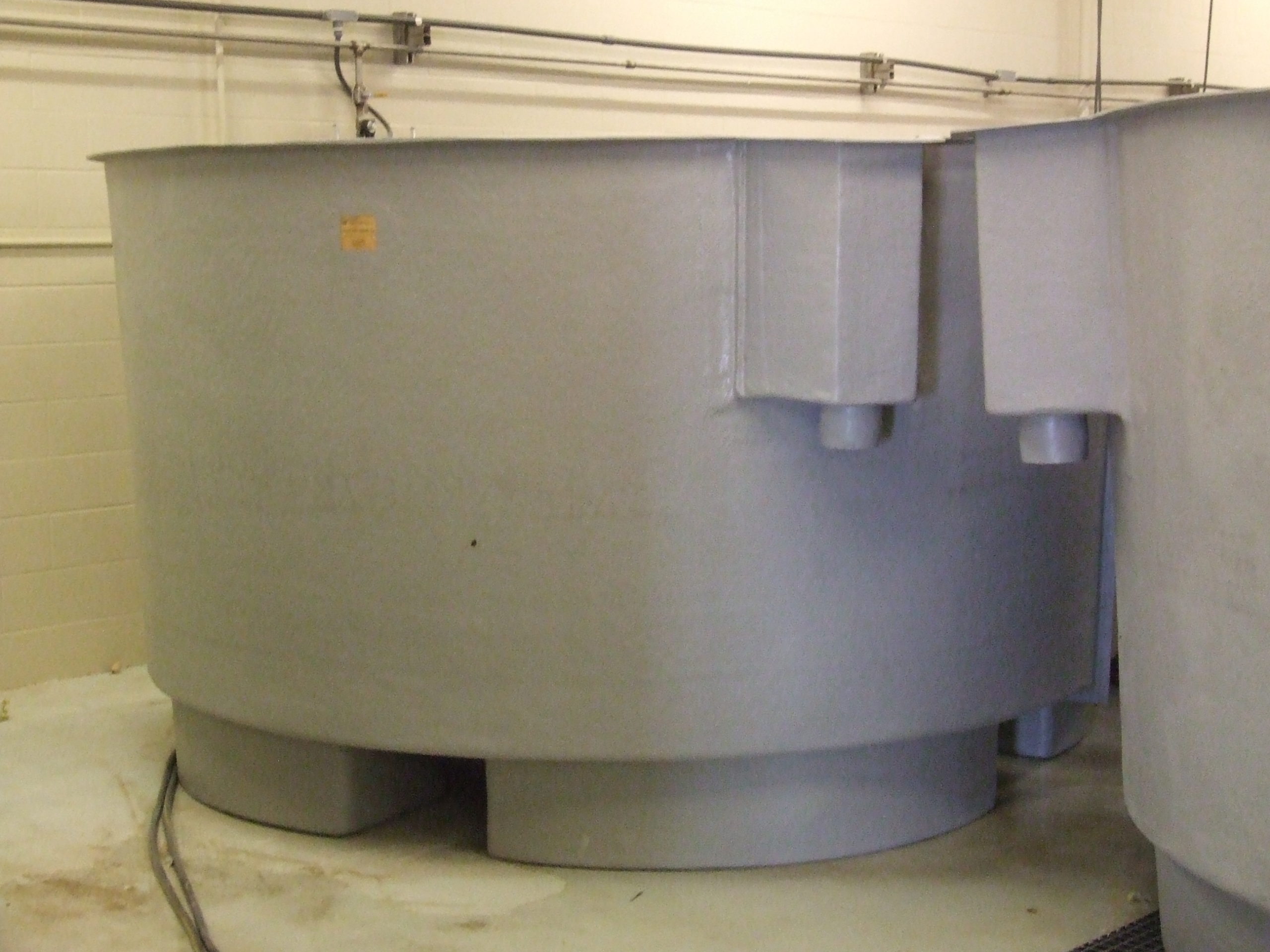 2,890 gal. Round Fiberglass Tank with Flat Bottom - Hydro Composites, LLC
