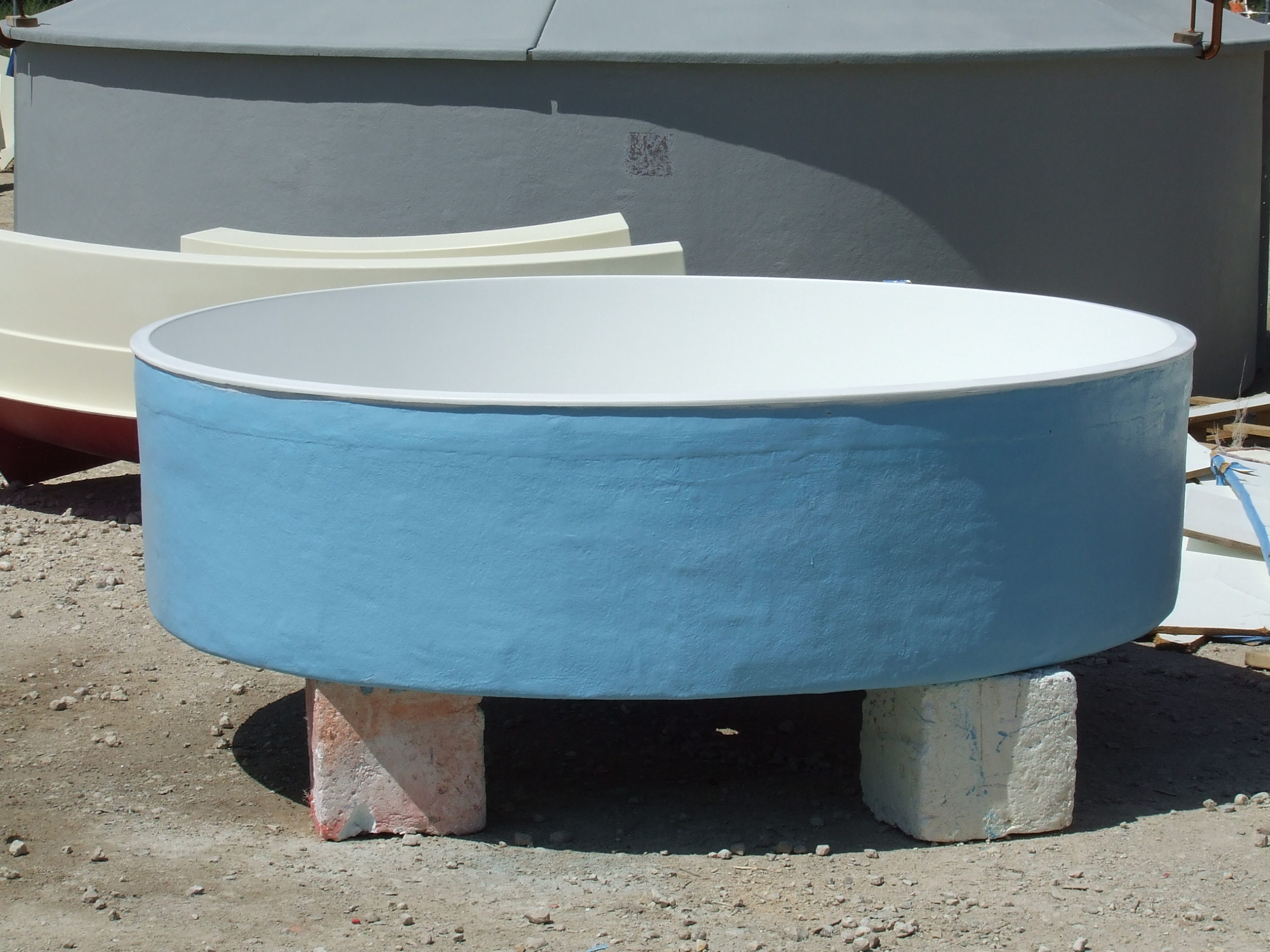 735 gal. Round Fiberglass Tank with Flat Bottom | Hydro Composites, LLC