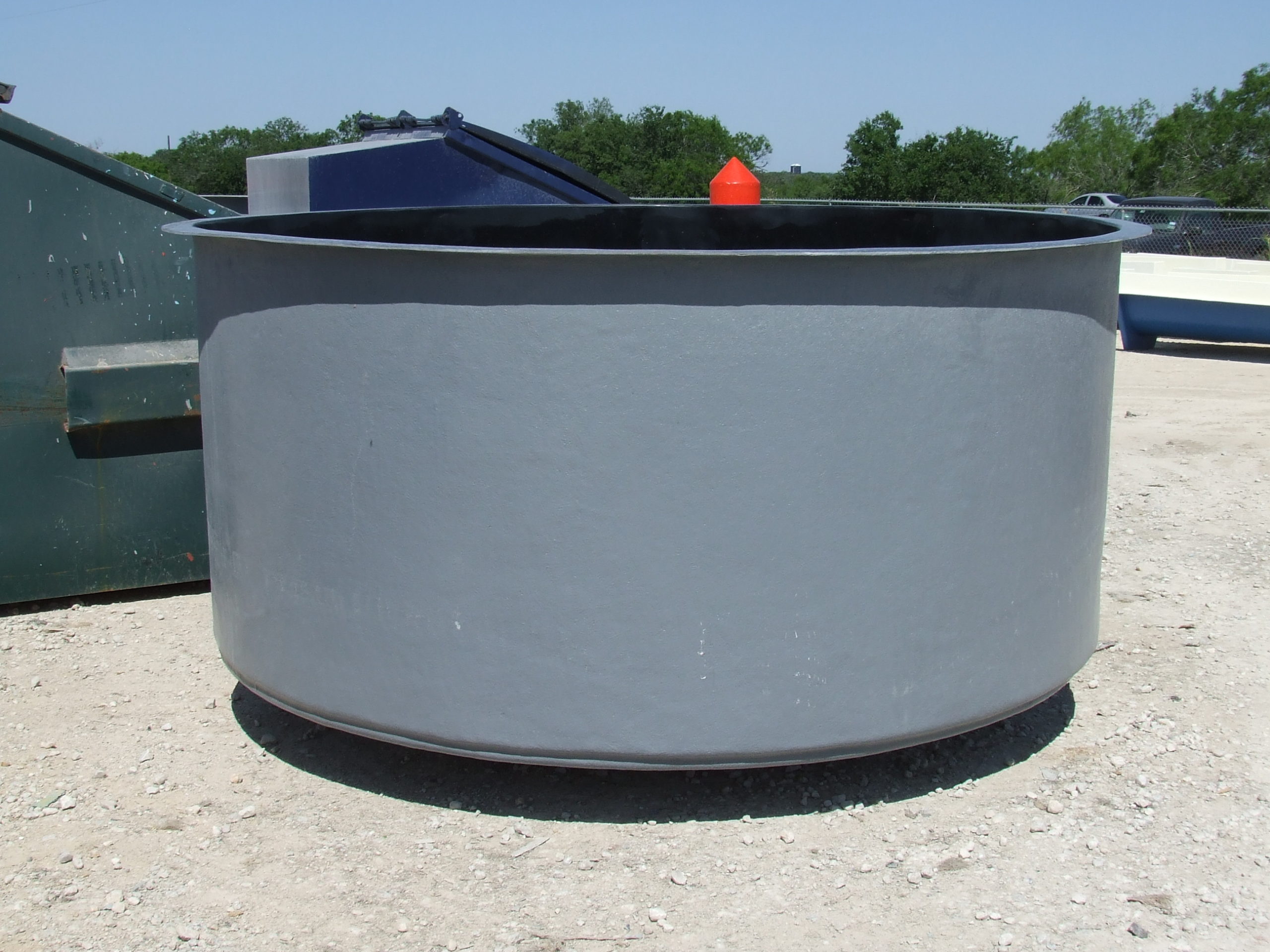 1,900 gal. Round Fiberglass Tank with Flat Bottom - Hydro Composites, LLC