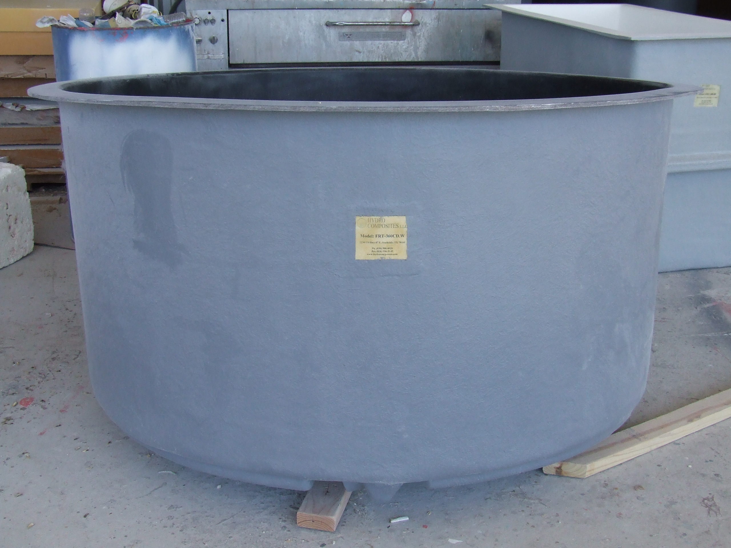 635 gal. Round Fiberglass Tank with Flat Bottom - Hydro Composites, LLC
