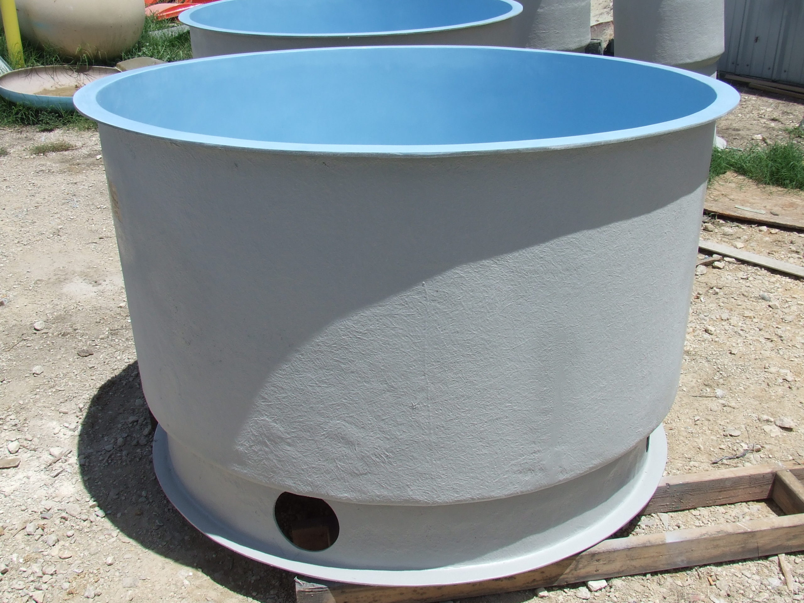 360 gal. Round Fiberglass Tank with Flat Bottom - Hydro Composites, LLC
