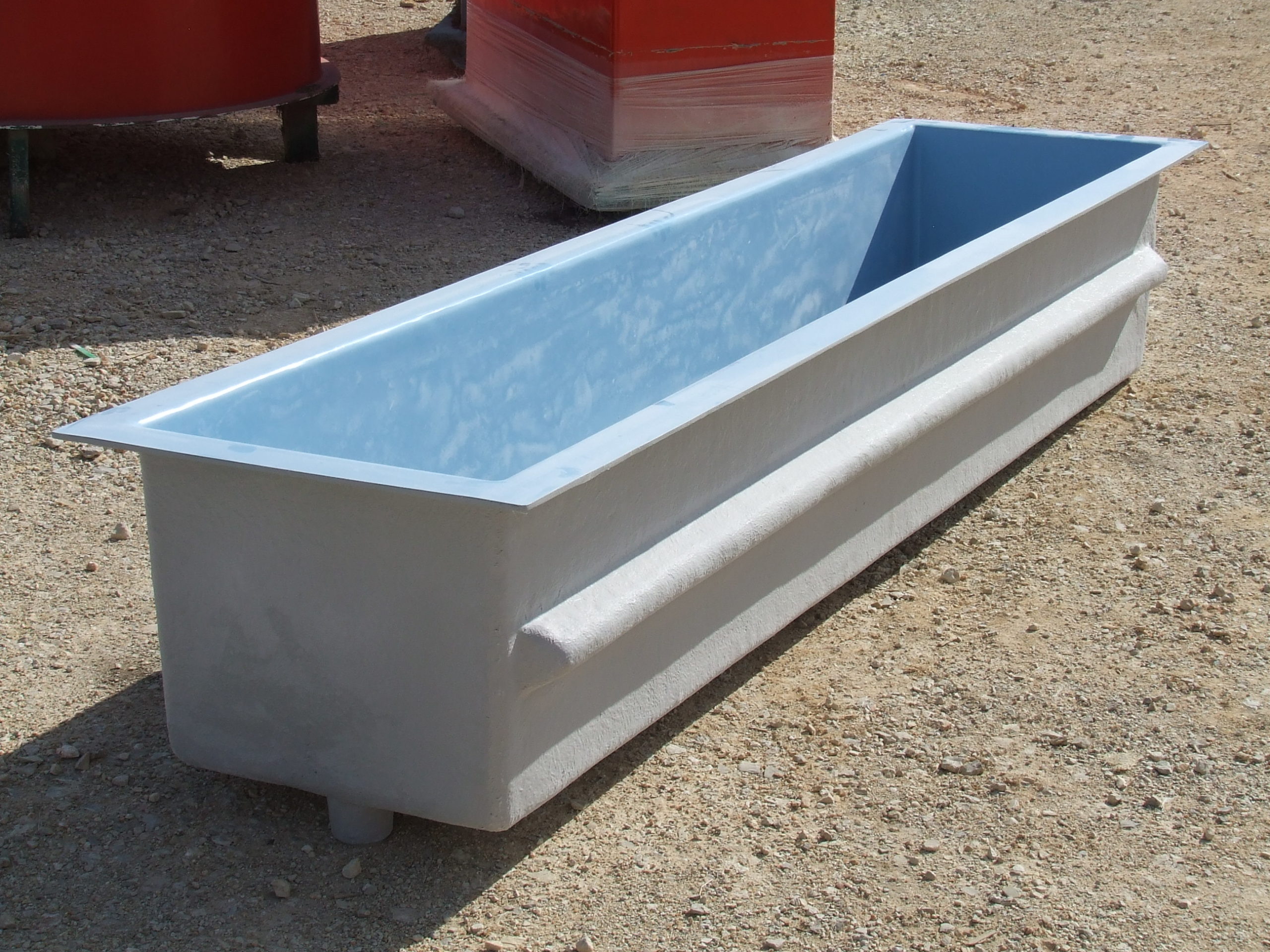 158 gal. Rectangular Fiberglass Tank - Hydro Composites, LLC