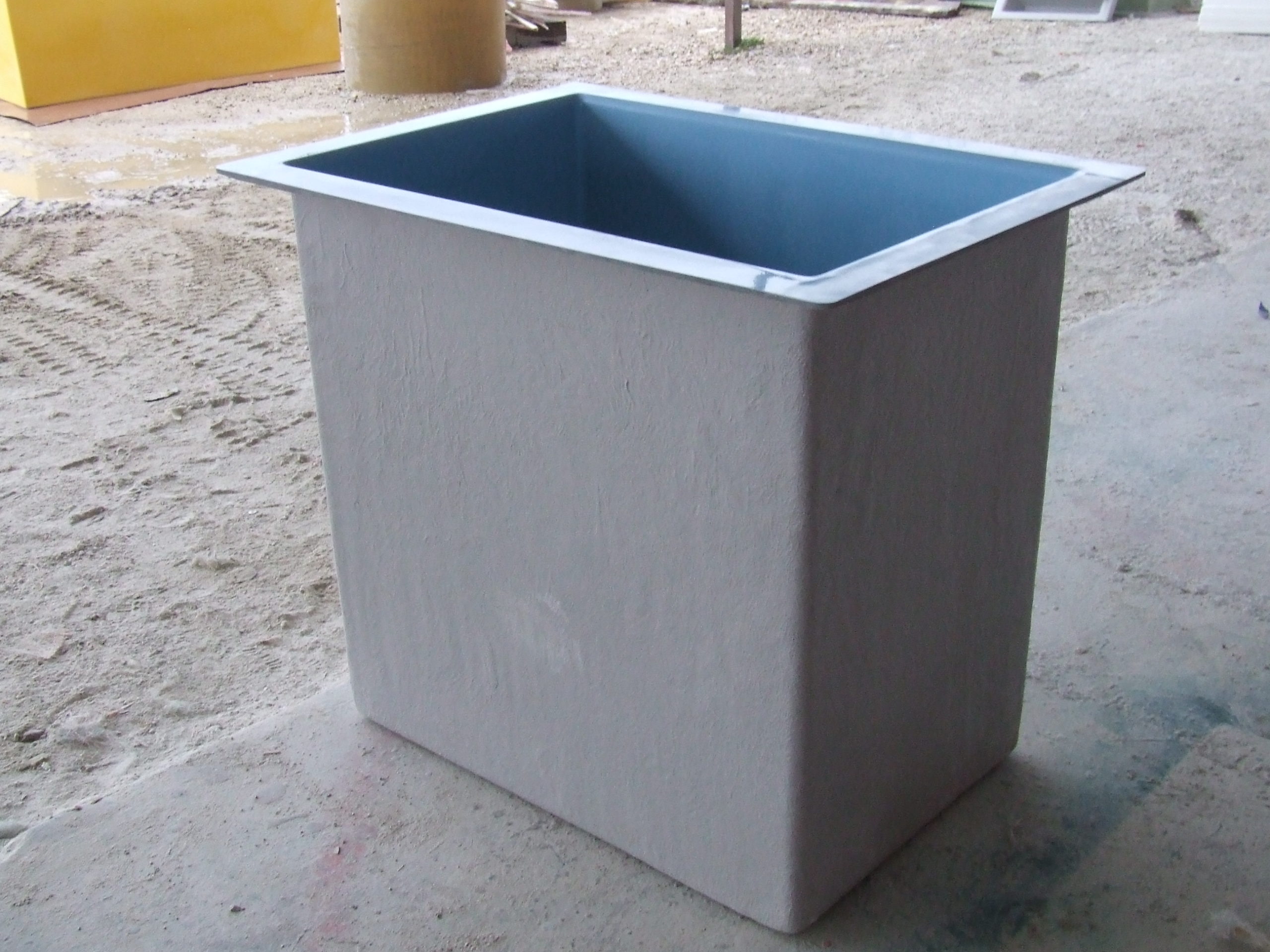 134 gal. Rectangular Fiberglass Tank - Hydro Composites, LLC