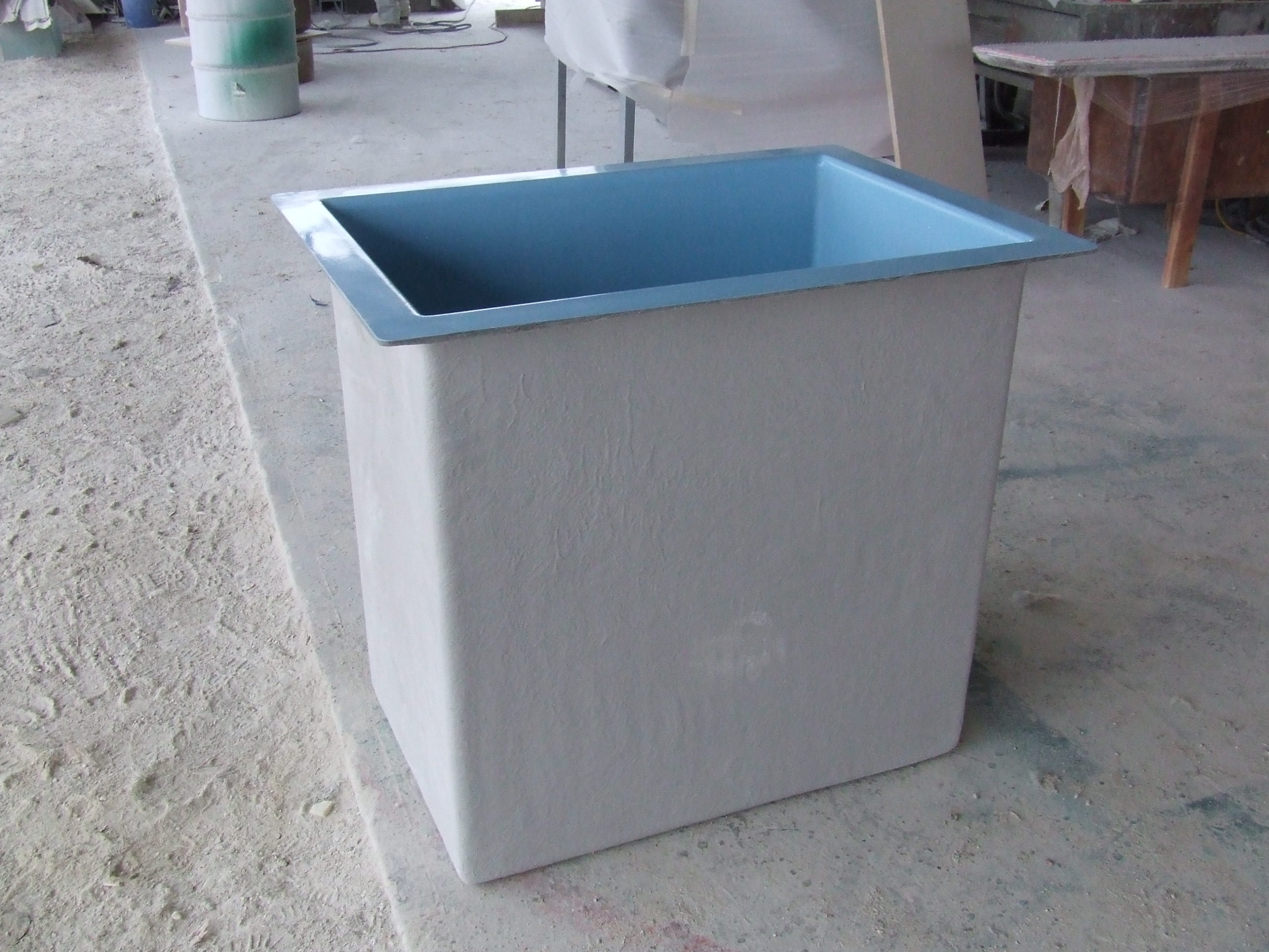 134 gal. Rectangular Fiberglass Tank - Hydro Composites, LLC