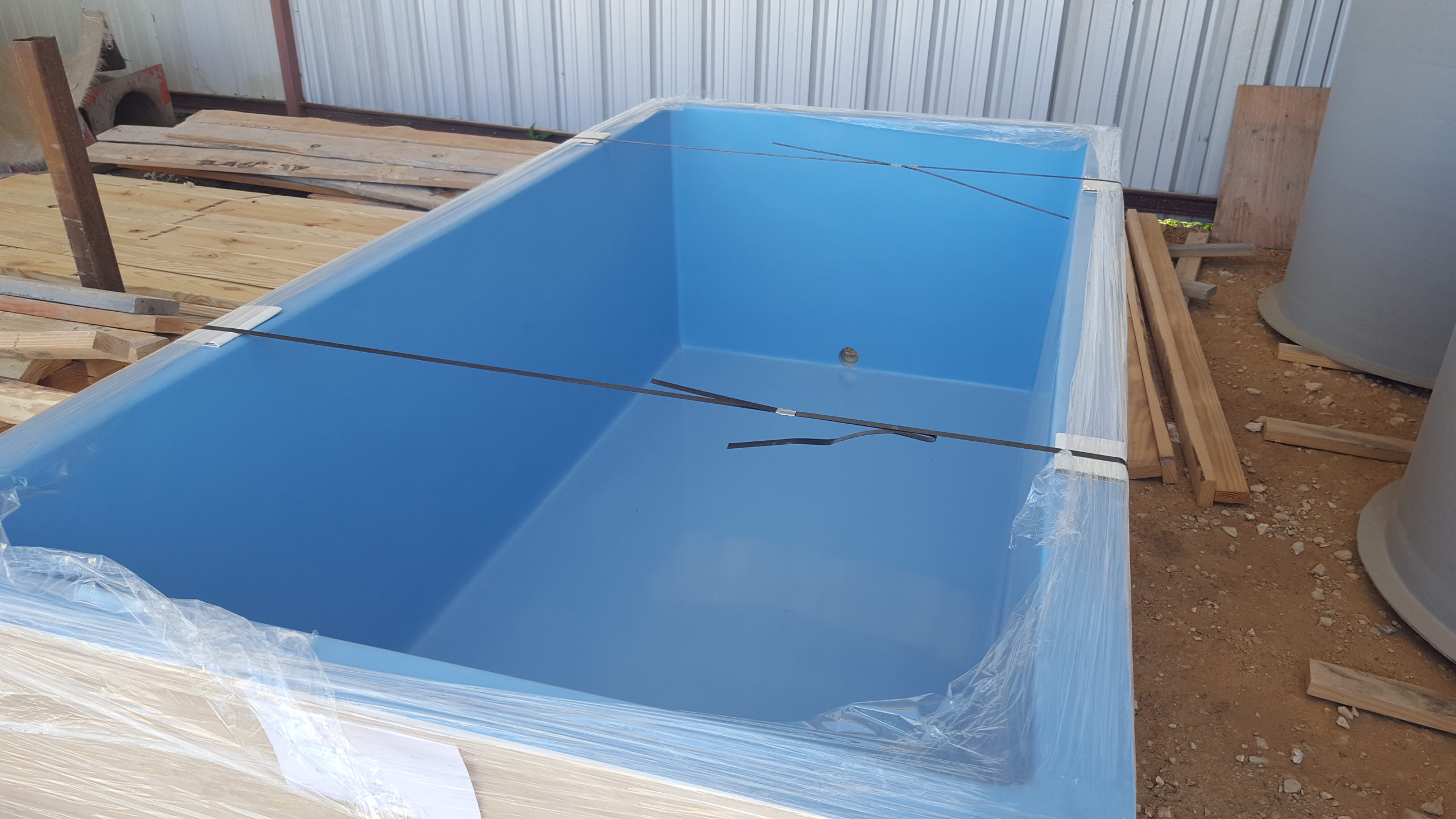 599 gal. Rectangular Fiberglass Tank - Hydro Composites, LLC