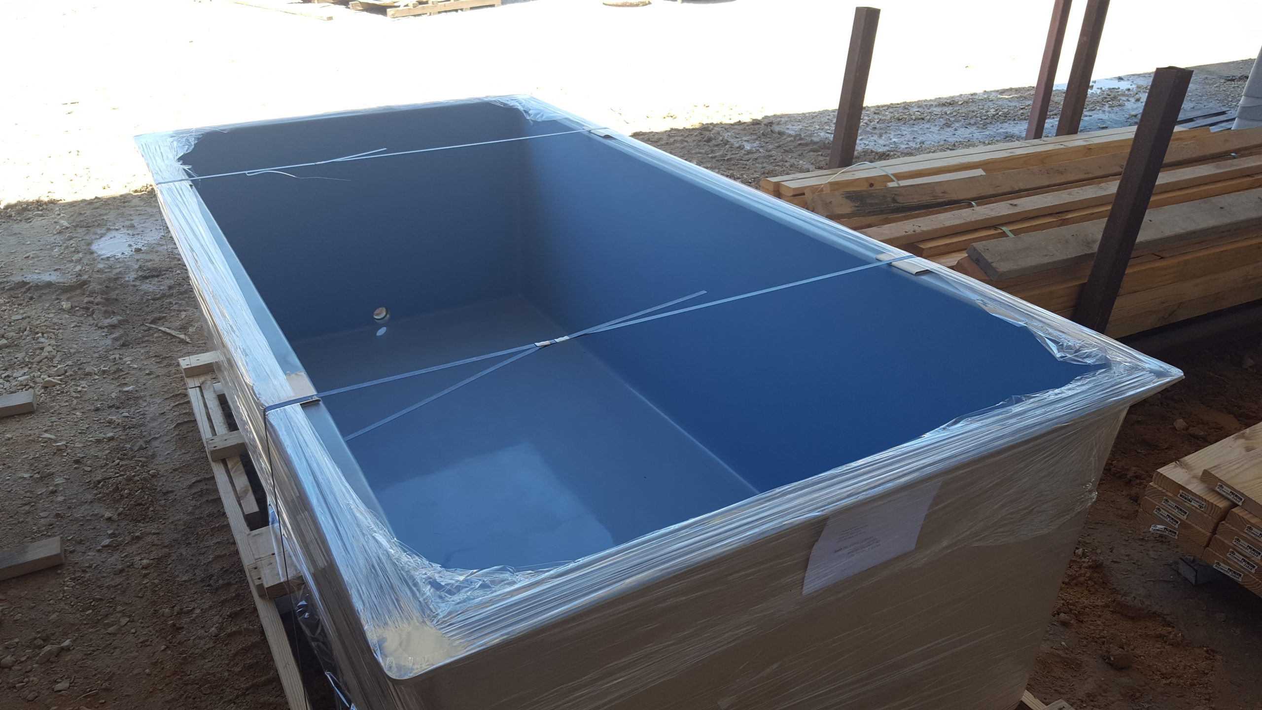599 gal. Rectangular Fiberglass Tank - Hydro Composites, LLC
