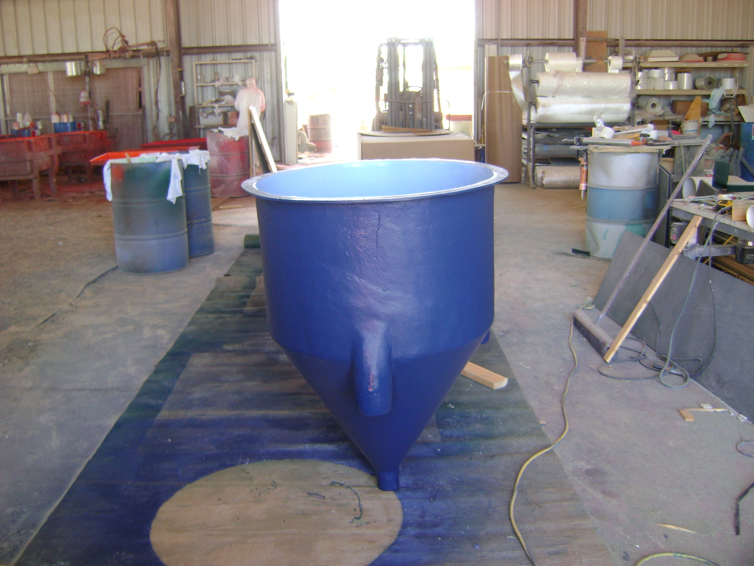 82 gal. Cone Bottom Fiberglass Tank - Hydro Composites, LLC