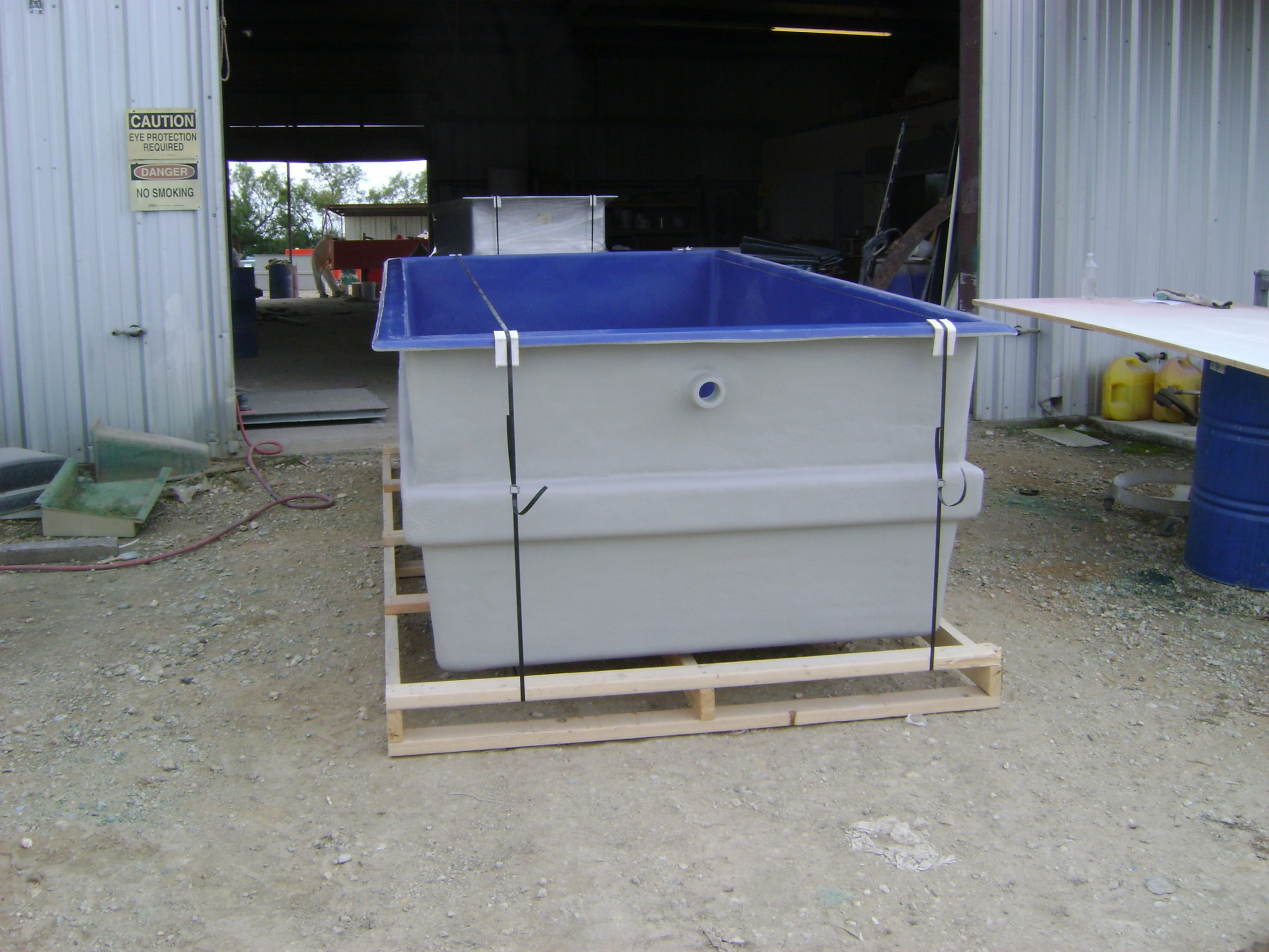 1,122 gal. Rectangular Fiberglass Tank - Hydro Composites, LLC