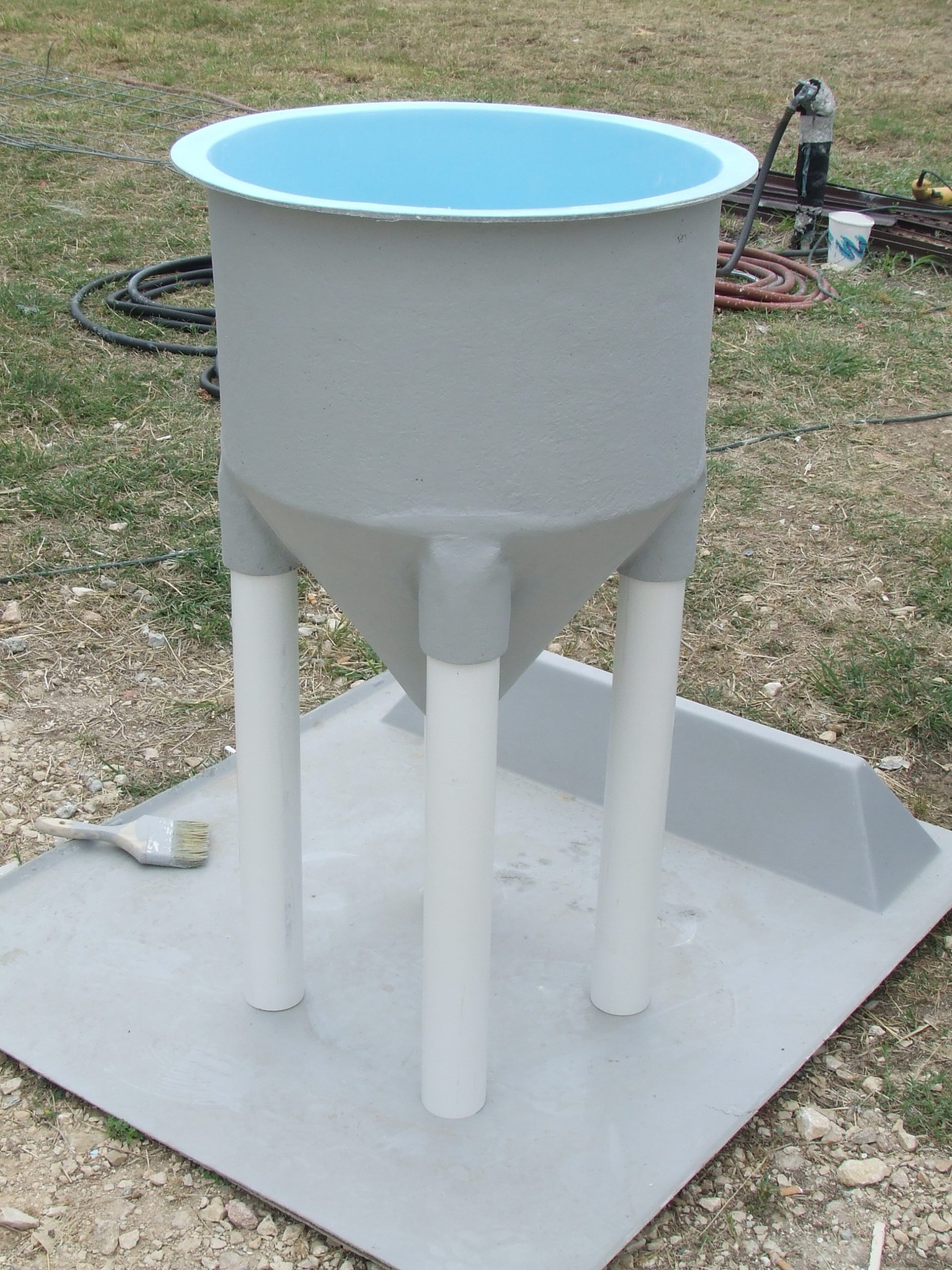 25 gal. Cone Bottom Fiberglass Tank - Hydro Composites, LLC