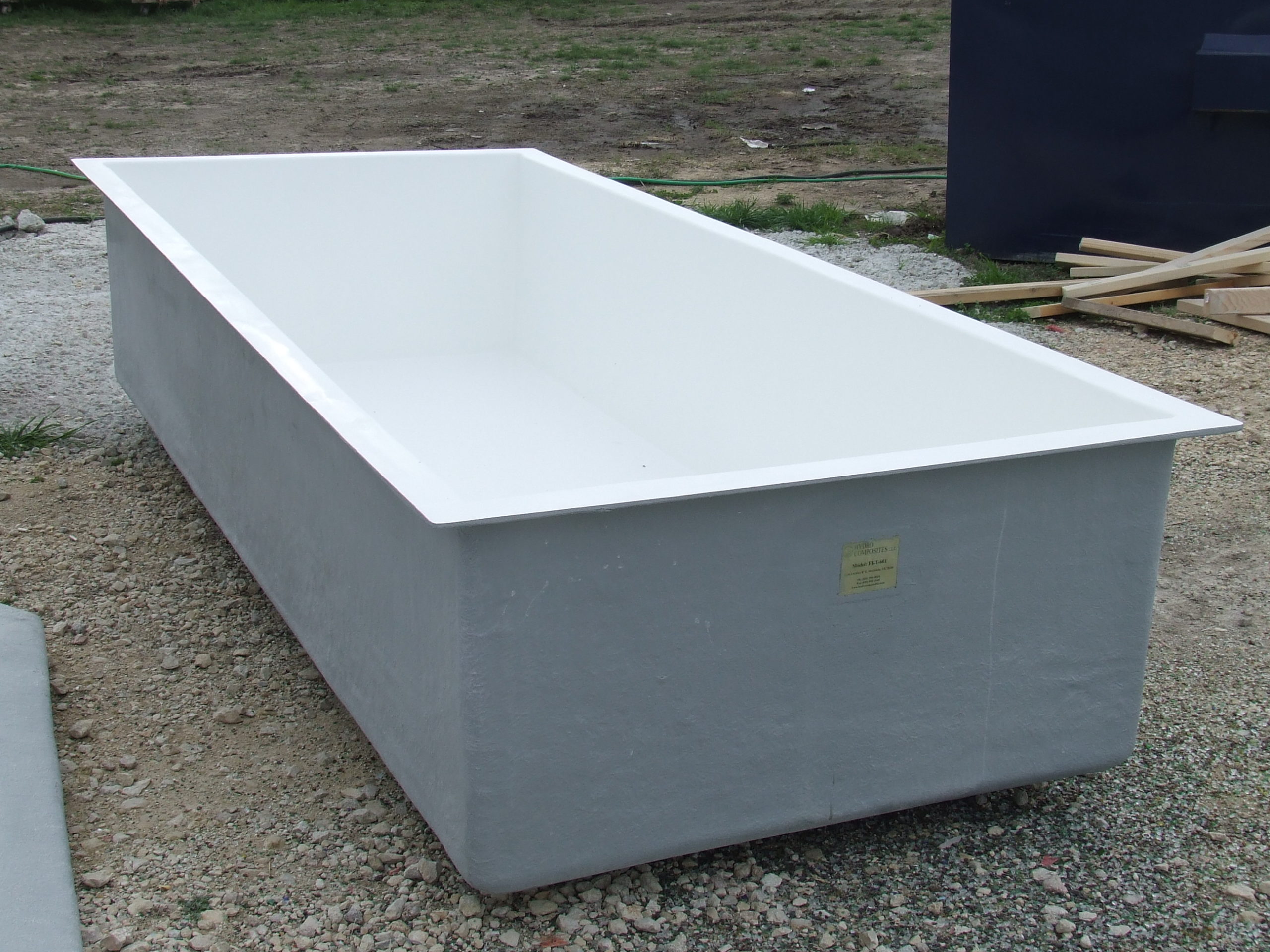 601 gal. Rectangular Fiberglass Tank - Hydro Composites, LLC