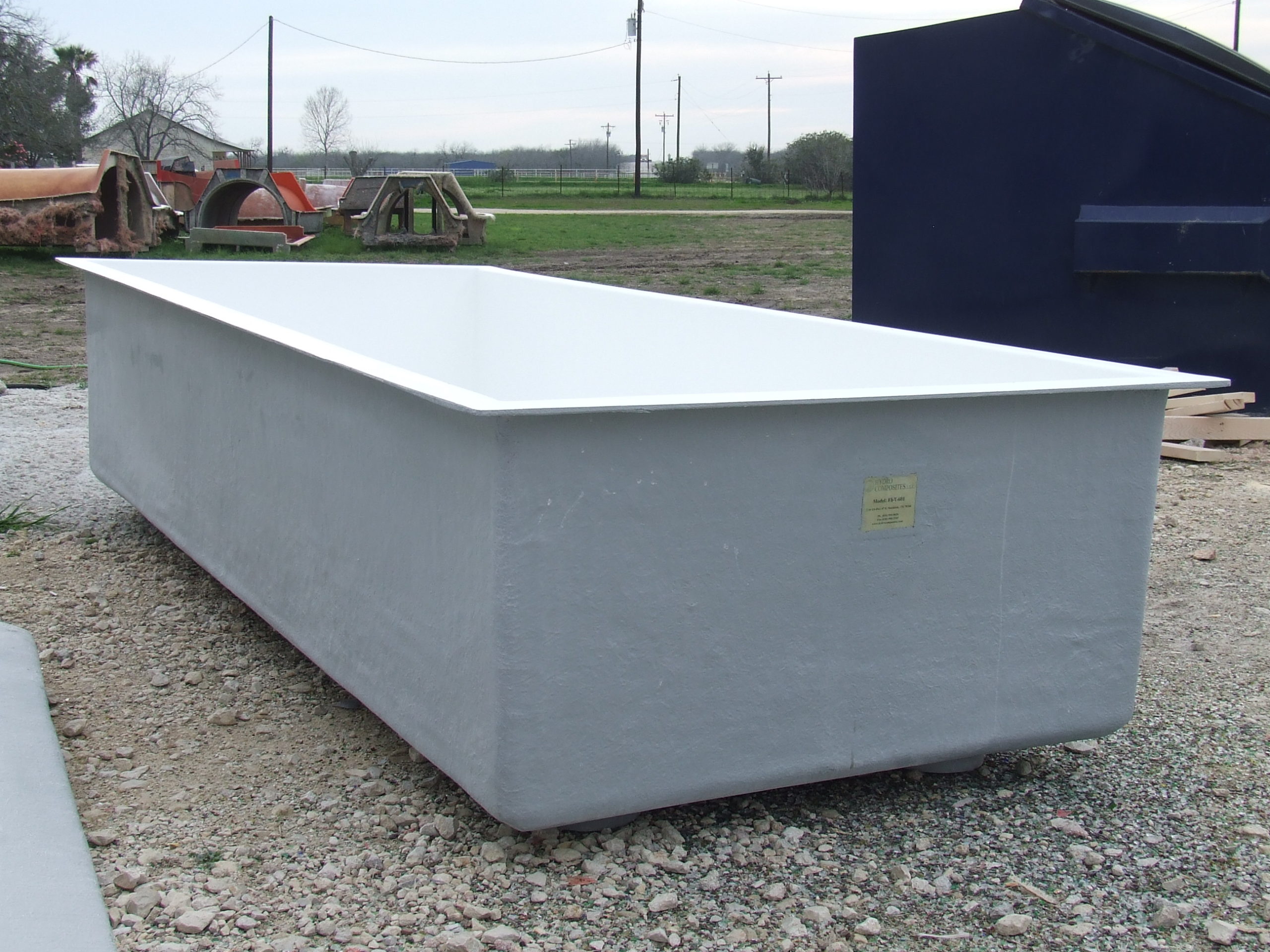 601 gal. Rectangular Fiberglass Tank - Hydro Composites, LLC