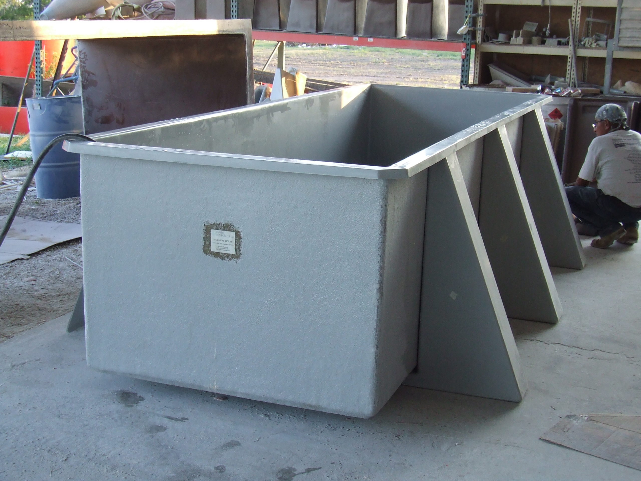 1,075 gal. Rectangular Fiberglass Raceway Tank - Hydro Composites, LLC