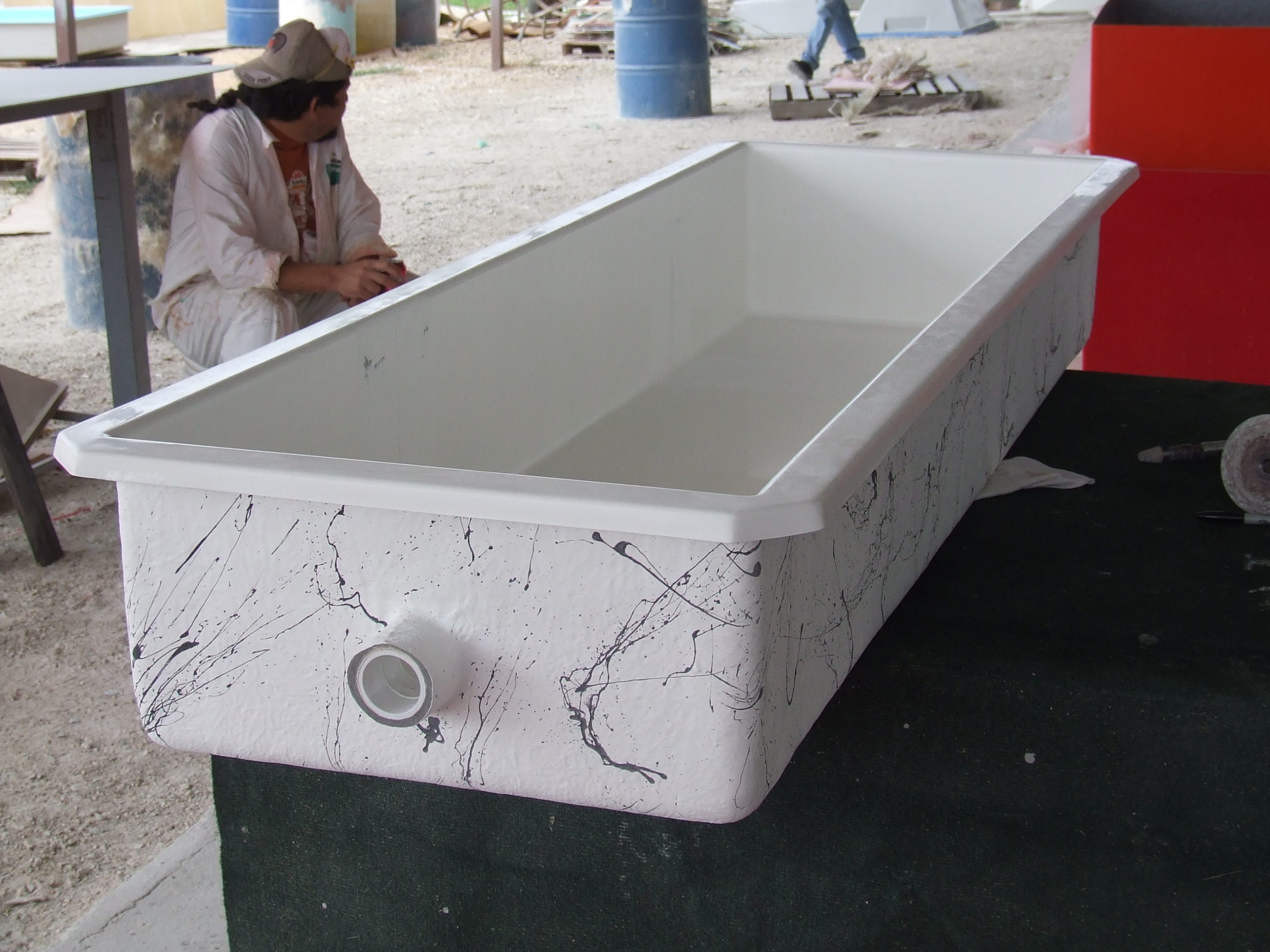 68 gal. Rectangular Fiberglass Tray - Hydro Composites, LLC