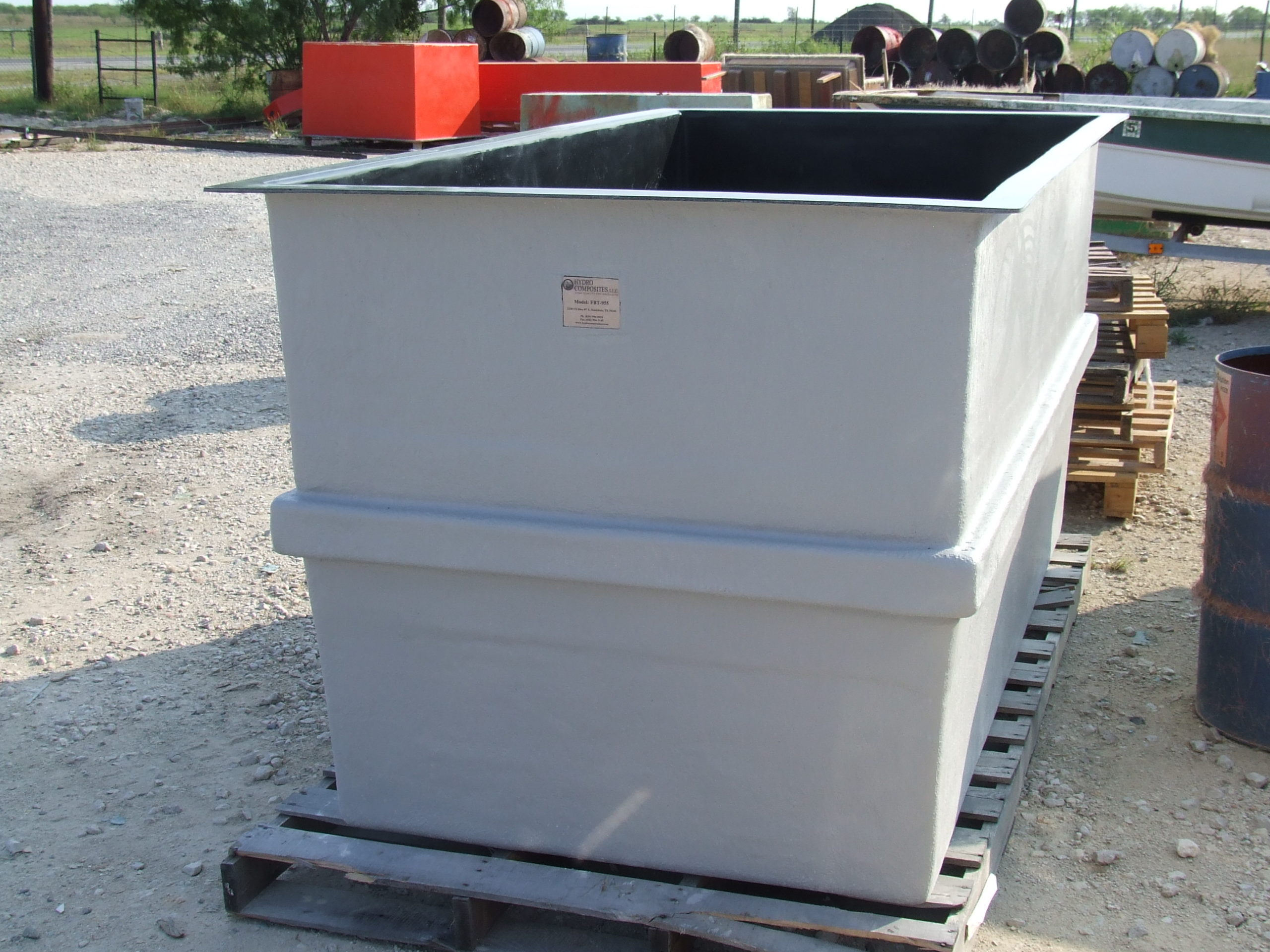 955 gal. Rectangular Fiberglass Tank | Hydro Composites, LLC