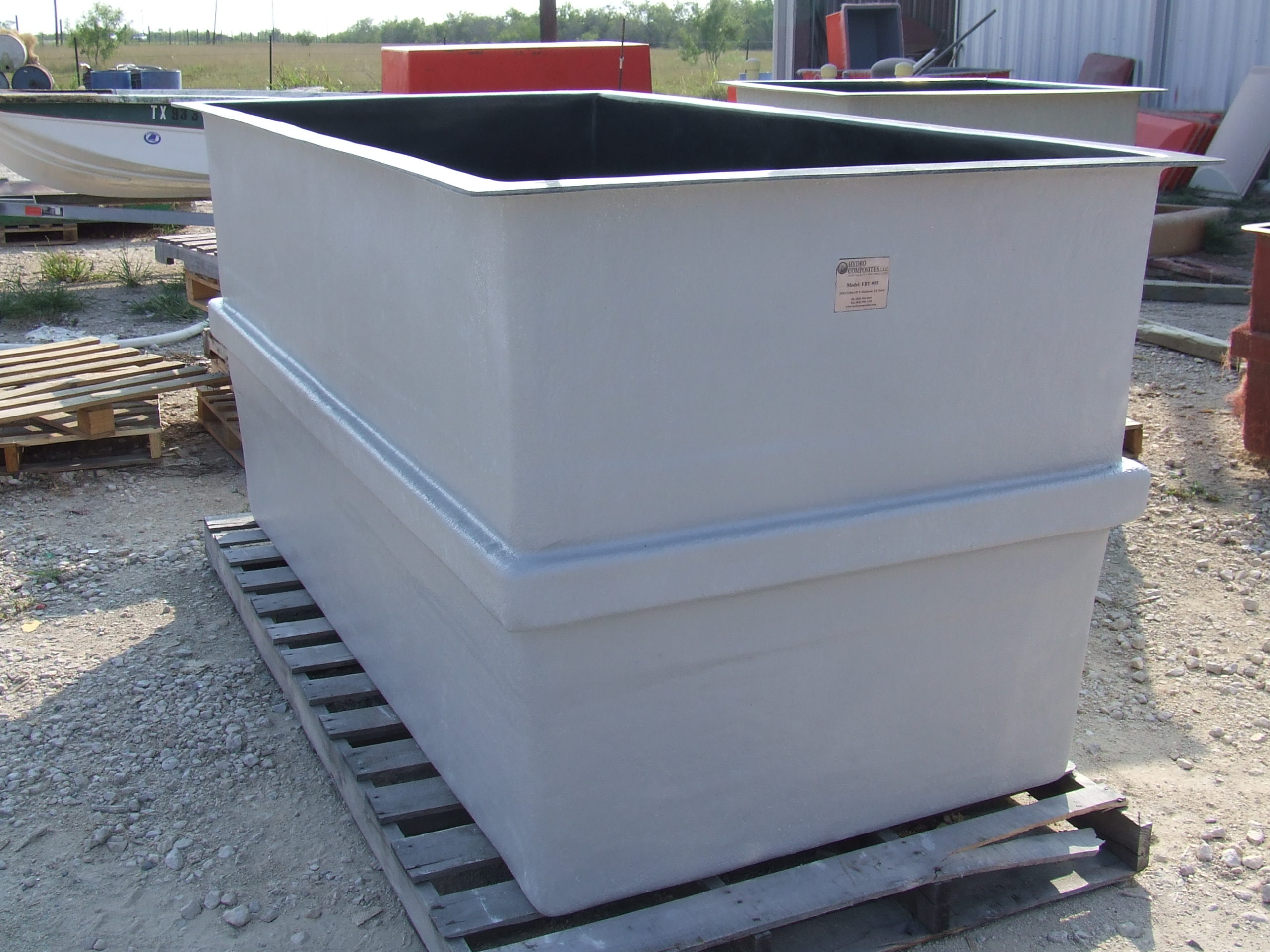 955 gal. Rectangular Fiberglass Tank | Hydro Composites, LLC